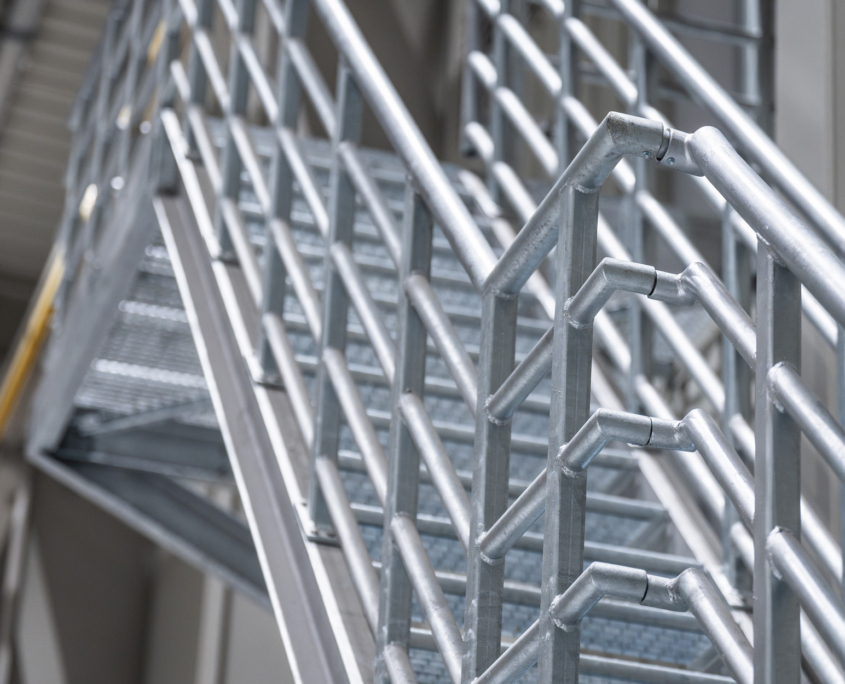 Our Guide to Handrails for Stairs | P+P Artec